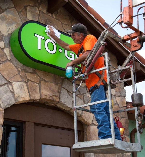 Service - Global Signs Inc.